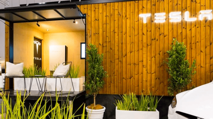 Tesla Tiny House : une maison durable et innovante en 2024 - Greenkub